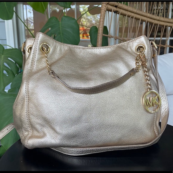 Michael Kors | Bags | Michael Kors Pale Gold Leather Jet Set Tote | Poshmark